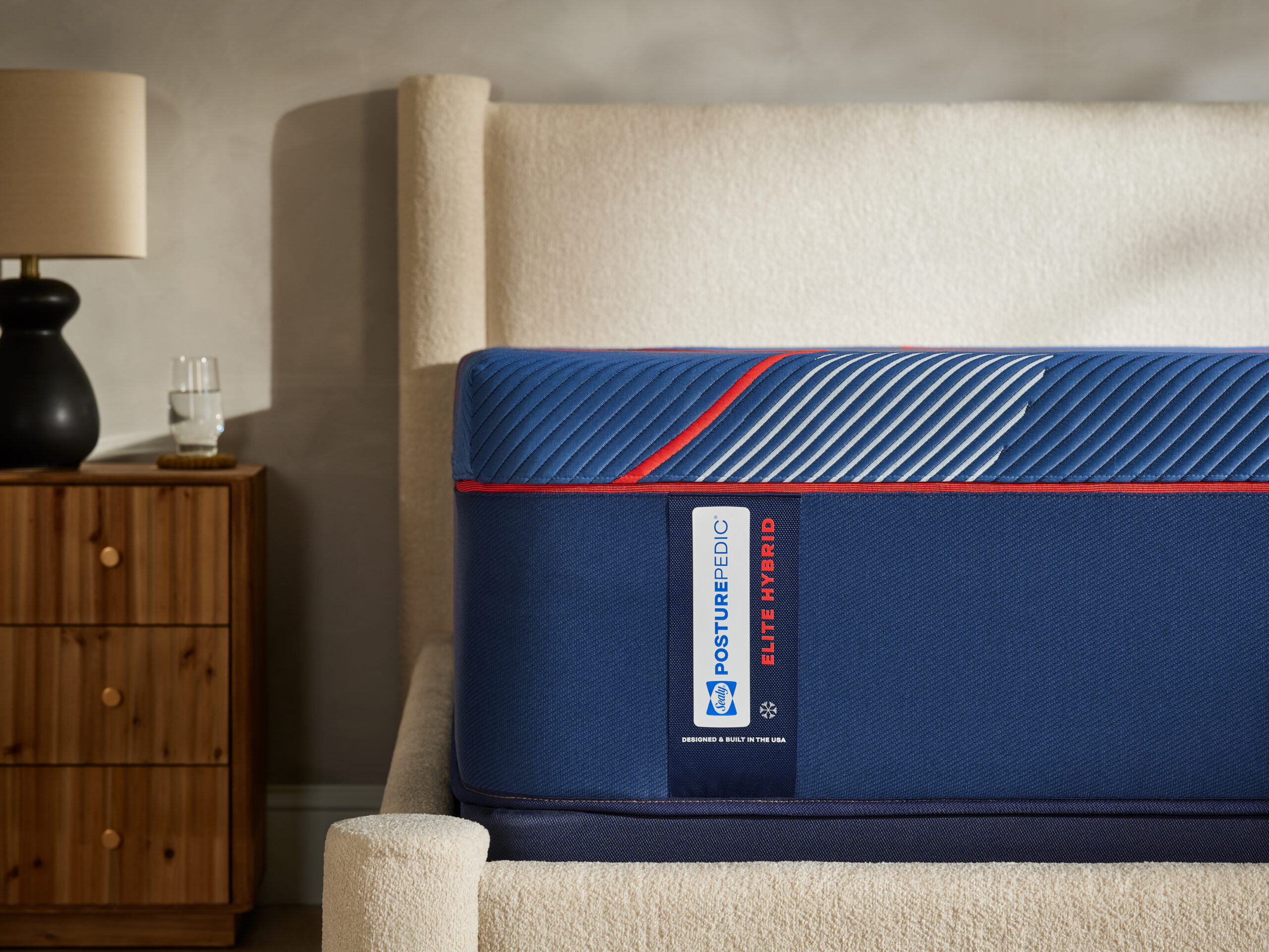 Sealy Albany Medium Hybrid - Happy zzz's